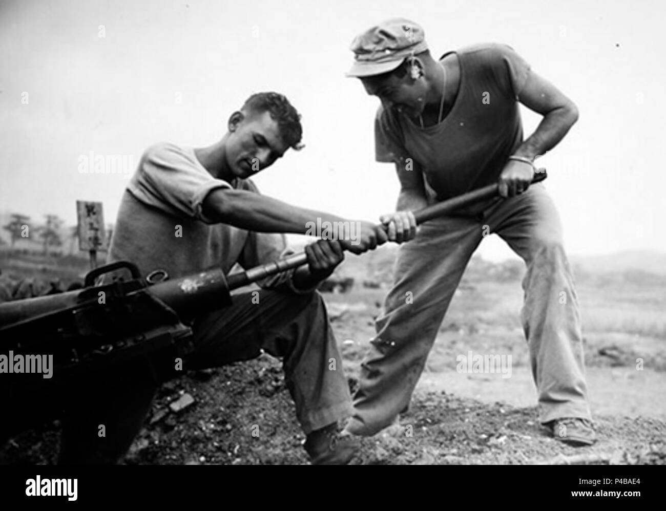 Howitzer m1 hi-res stock photography and images - Alamy