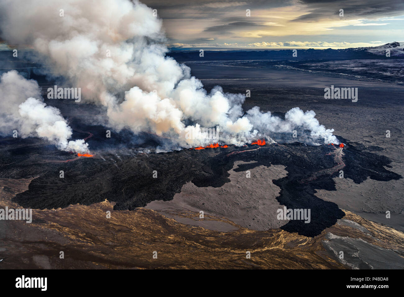 Dust storms hi-res stock photography and images - Alamy