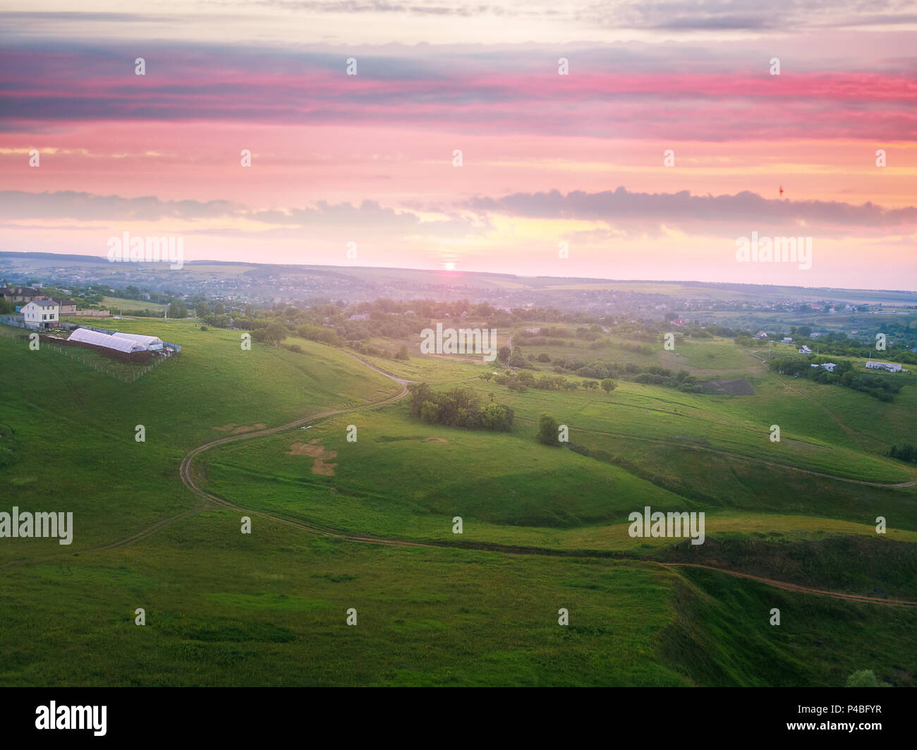 Farm land beautiful sunshine hi-res stock photography and images - Alamy