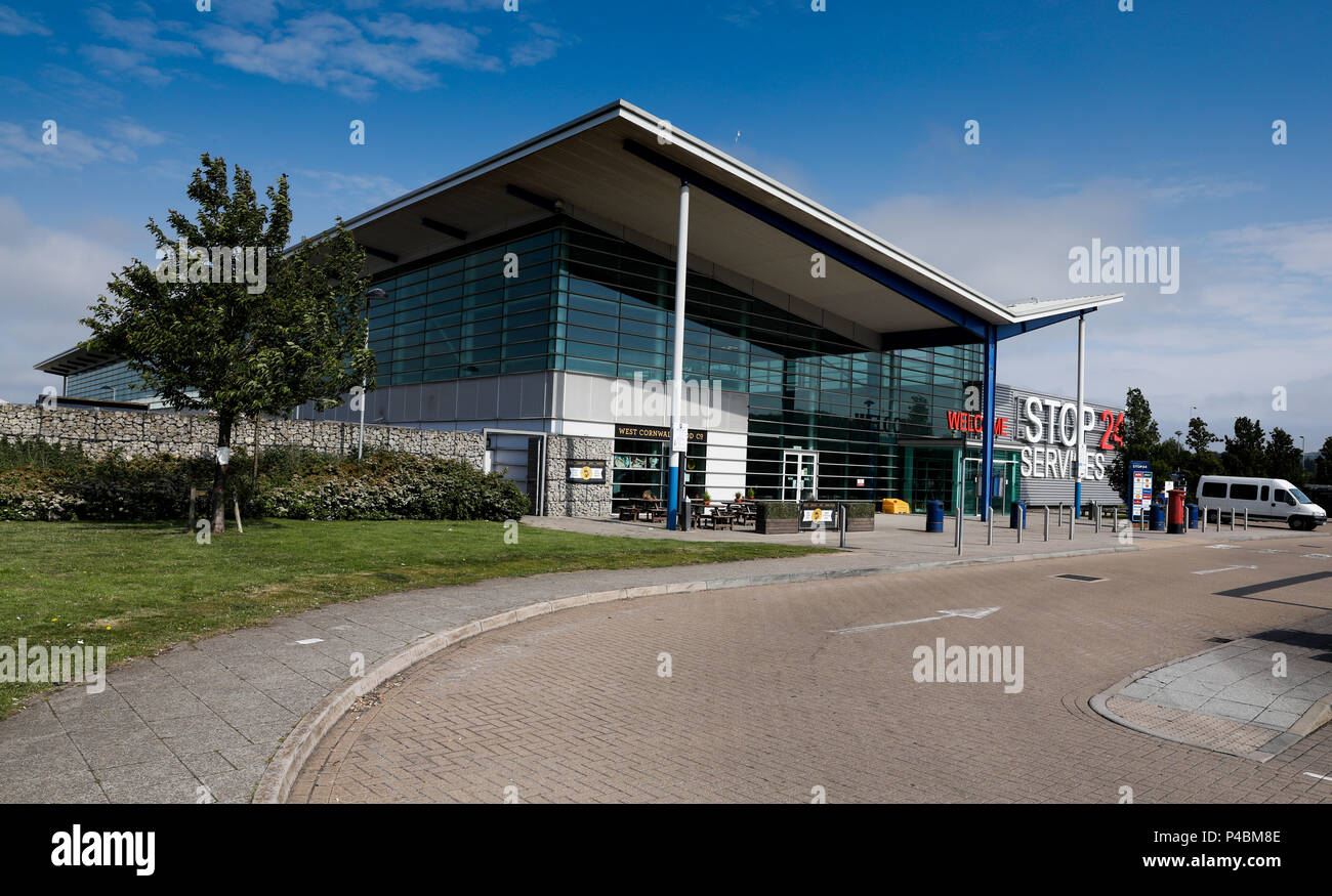 Stop 24 service hi-res stock photography and images - Alamy