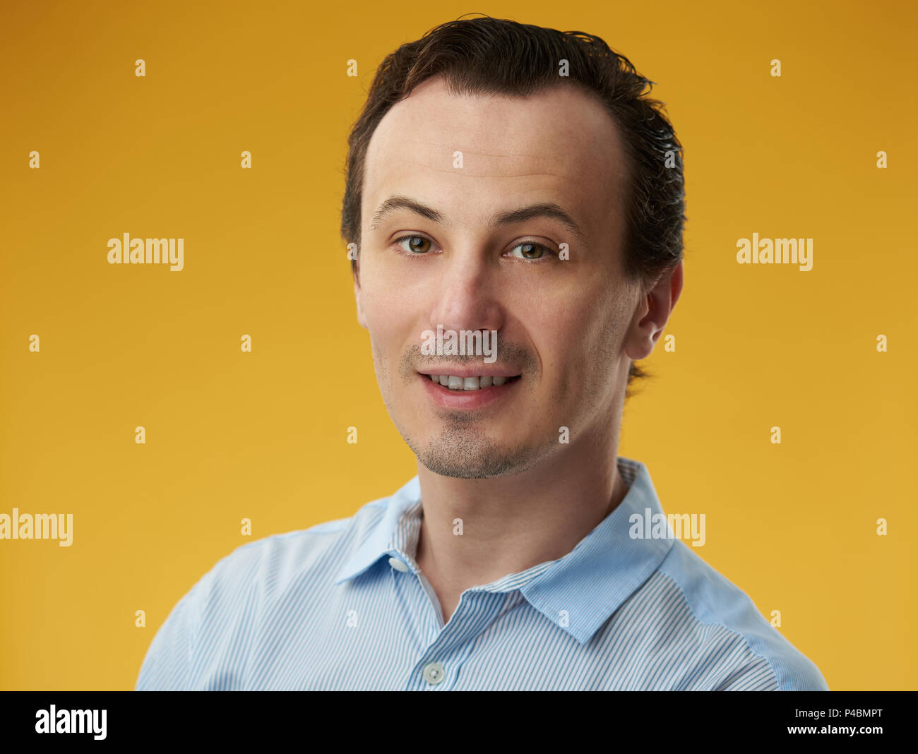 Smile color background hi-res stock photography and images - Alamy