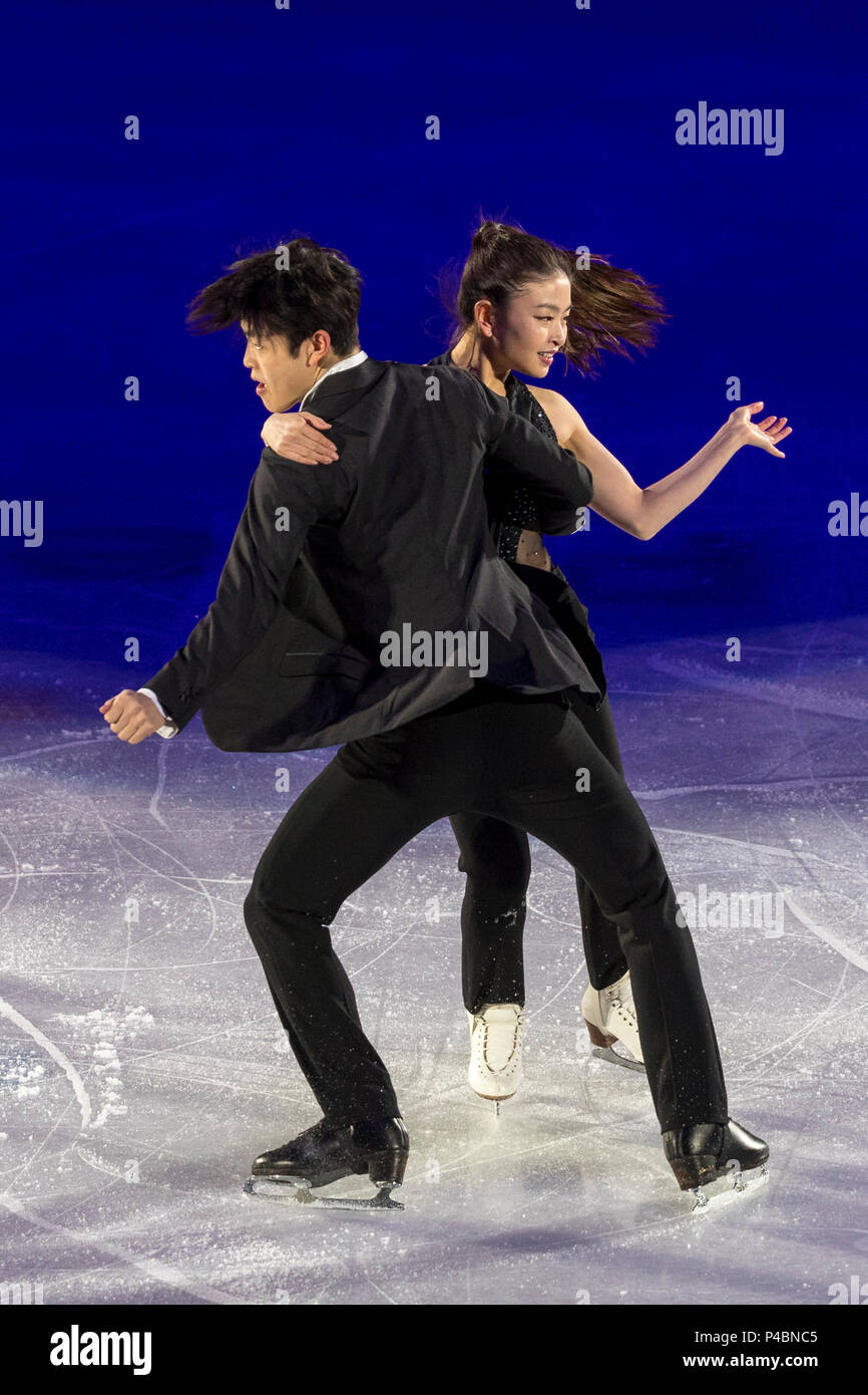 Maia Shibutani/Alex Shibutani (USA) performing at the Figure Skating ...