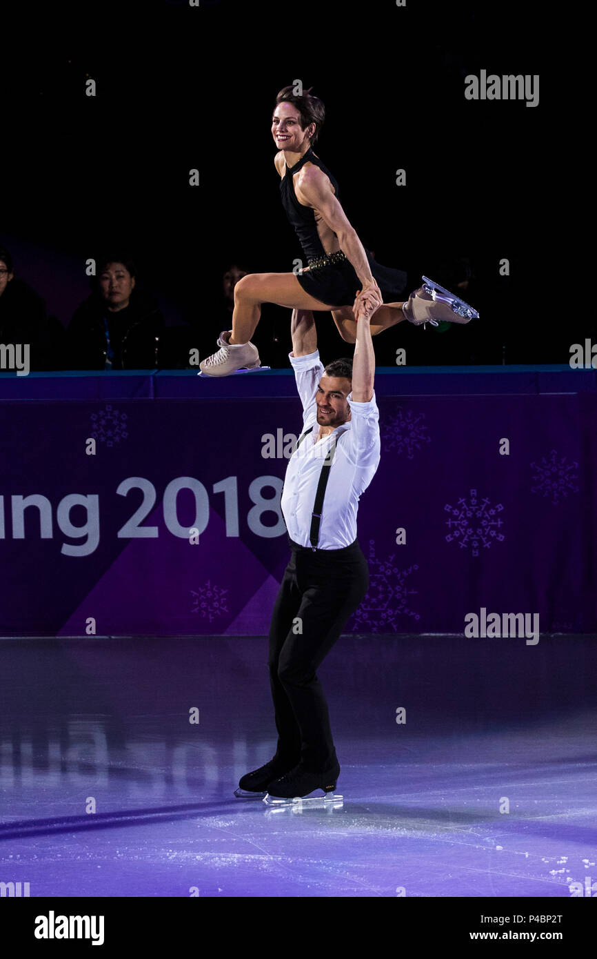 Meagan Duhamel/Eric Radford (CAN) performing at the Figure Skating Gala ...