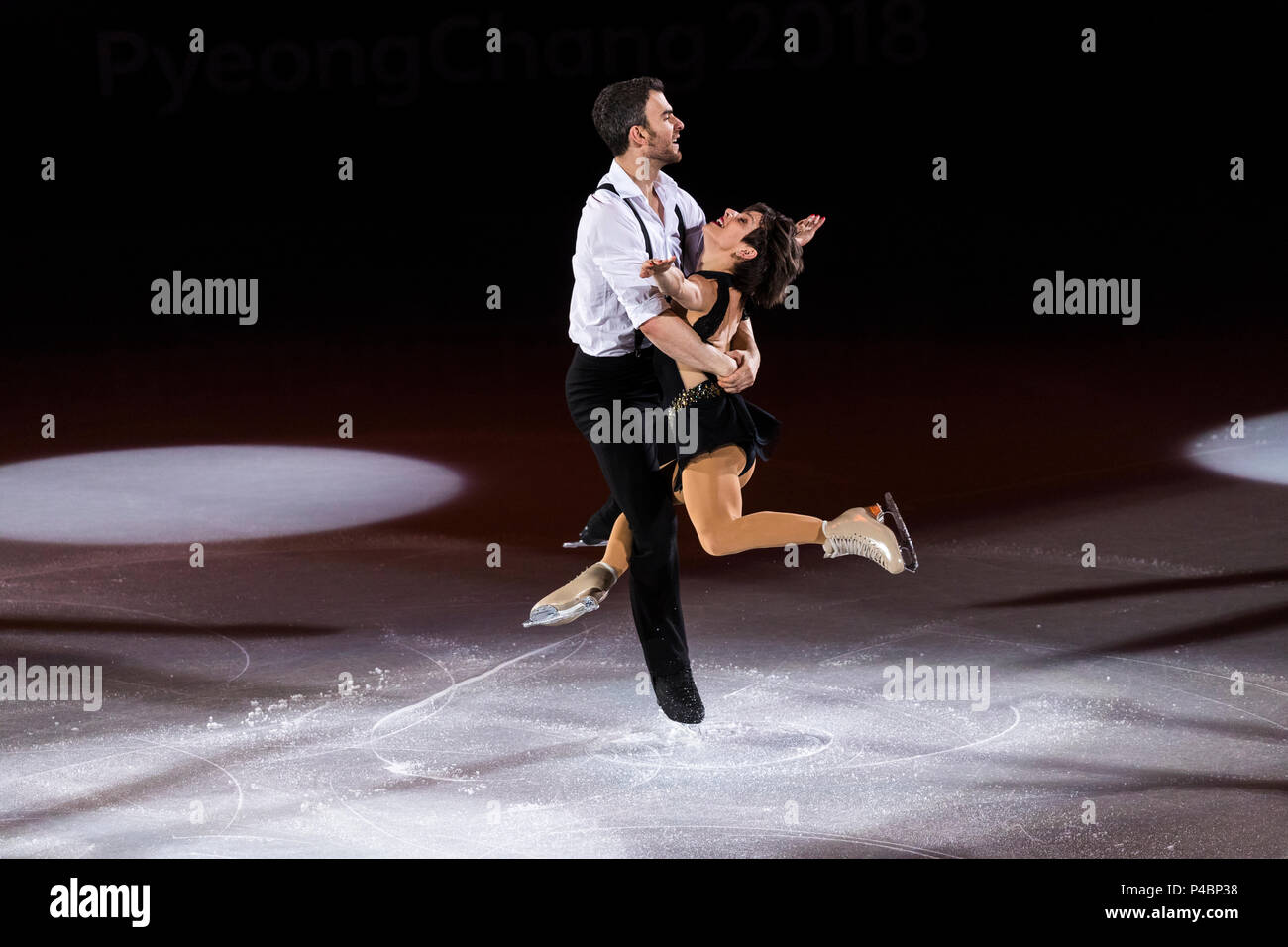 Meagan Duhamel/Eric Radford (CAN) performing at the Figure Skating Gala ...