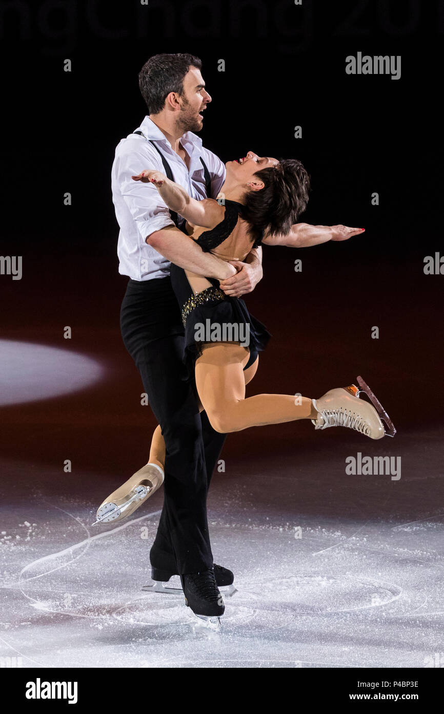 Meagan Duhamel/Eric Radford (CAN) performing at the Figure Skating Gala ...