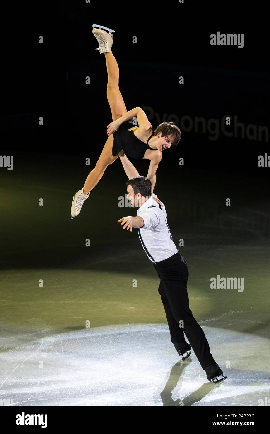 Meagan Duhamel/Eric Radford (CAN) performing at the Figure Skating Gala ...
