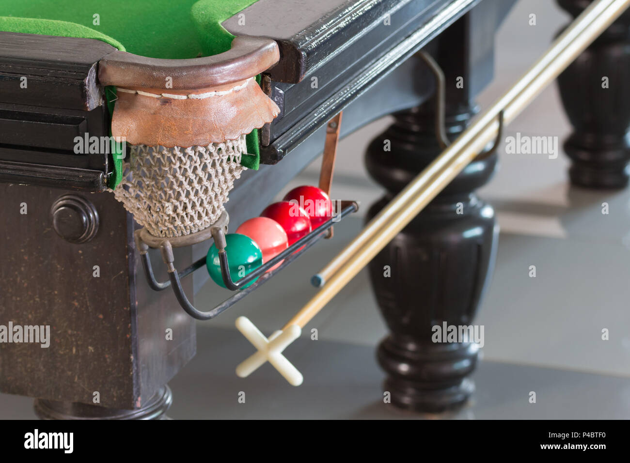 Old Snooker Table High Resolution Stock Photography and Images - Alamy