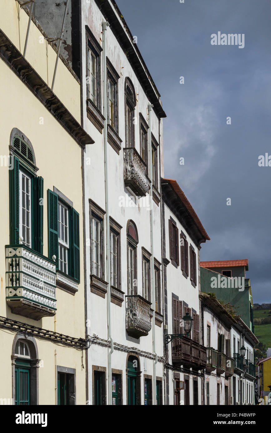 Downtown buildings hi-res stock photography and images - Alamy