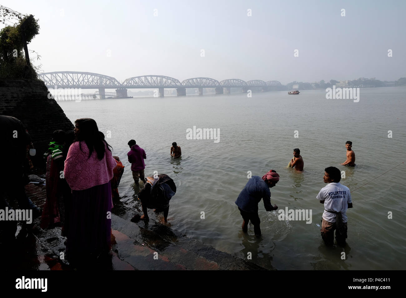 India, Kolkata, Hughli river, daily life Stock Photo - Alamy