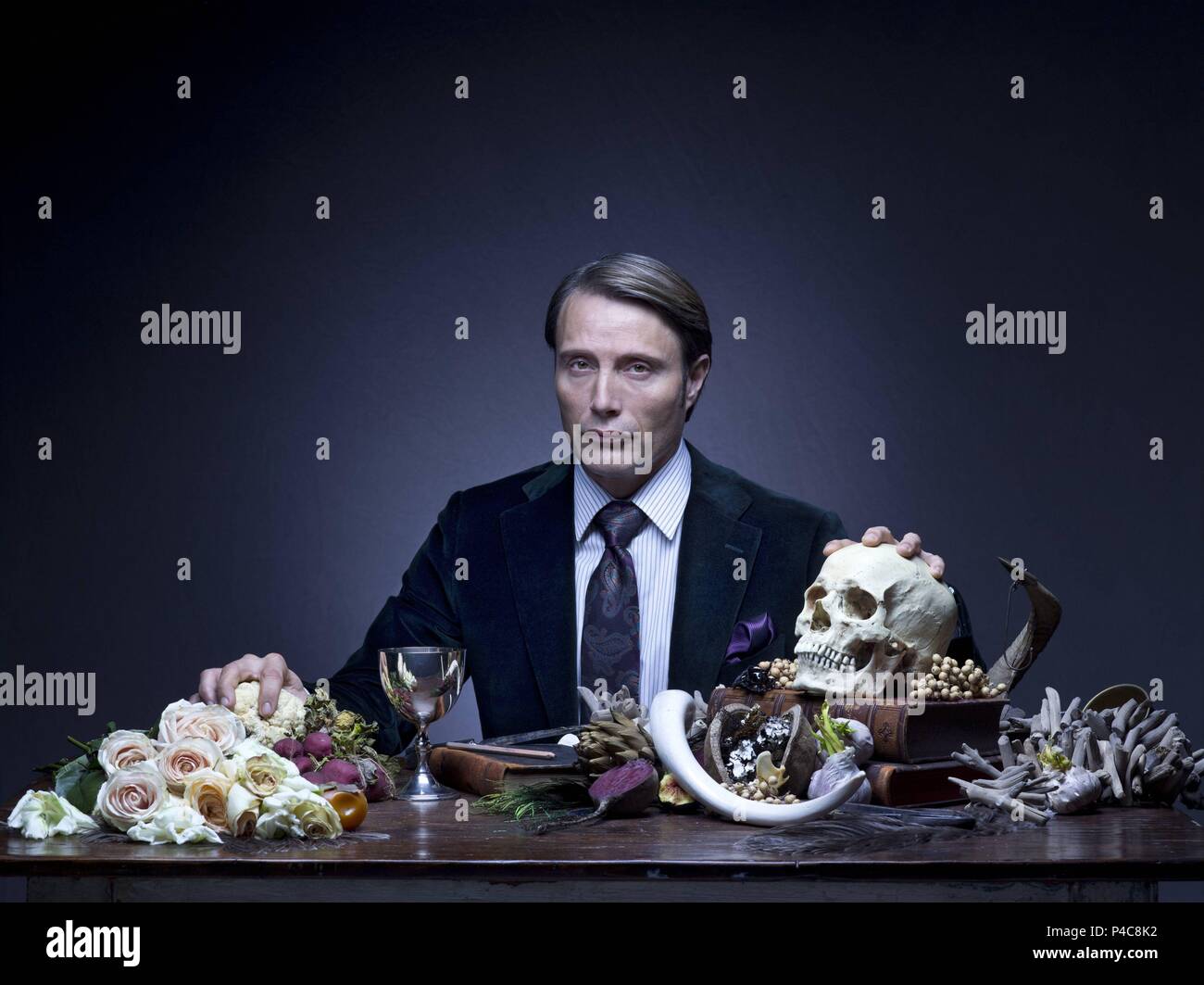 Hannibal mads mikkelsen hi-res stock photography and images - Alamy