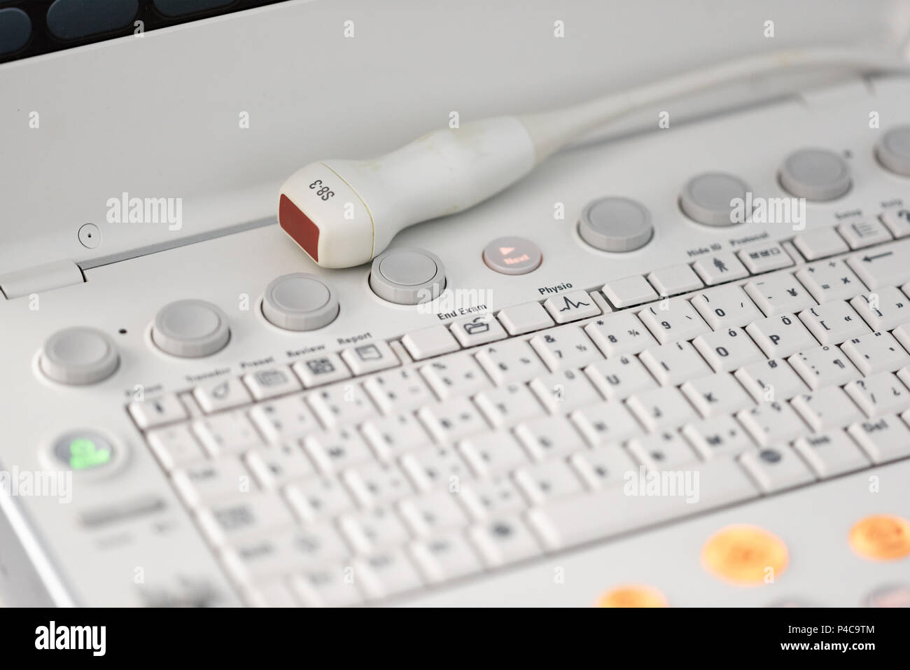 Ultrasoundmachine hi-res stock photography and images - Alamy