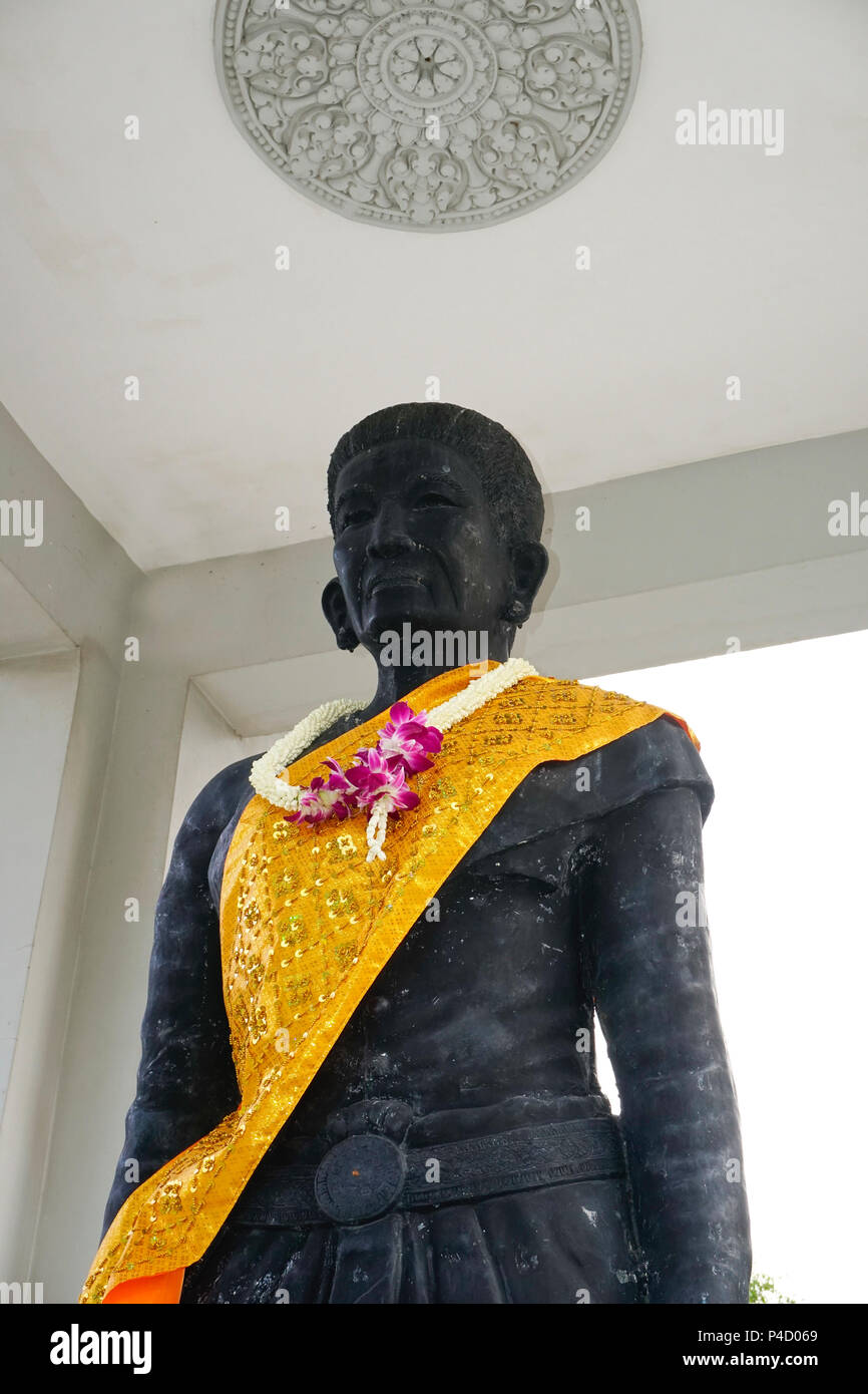 Yeay Penh or Daun Penh Statue, Phnom Penh, Cambodia Stock Photo - Alamy