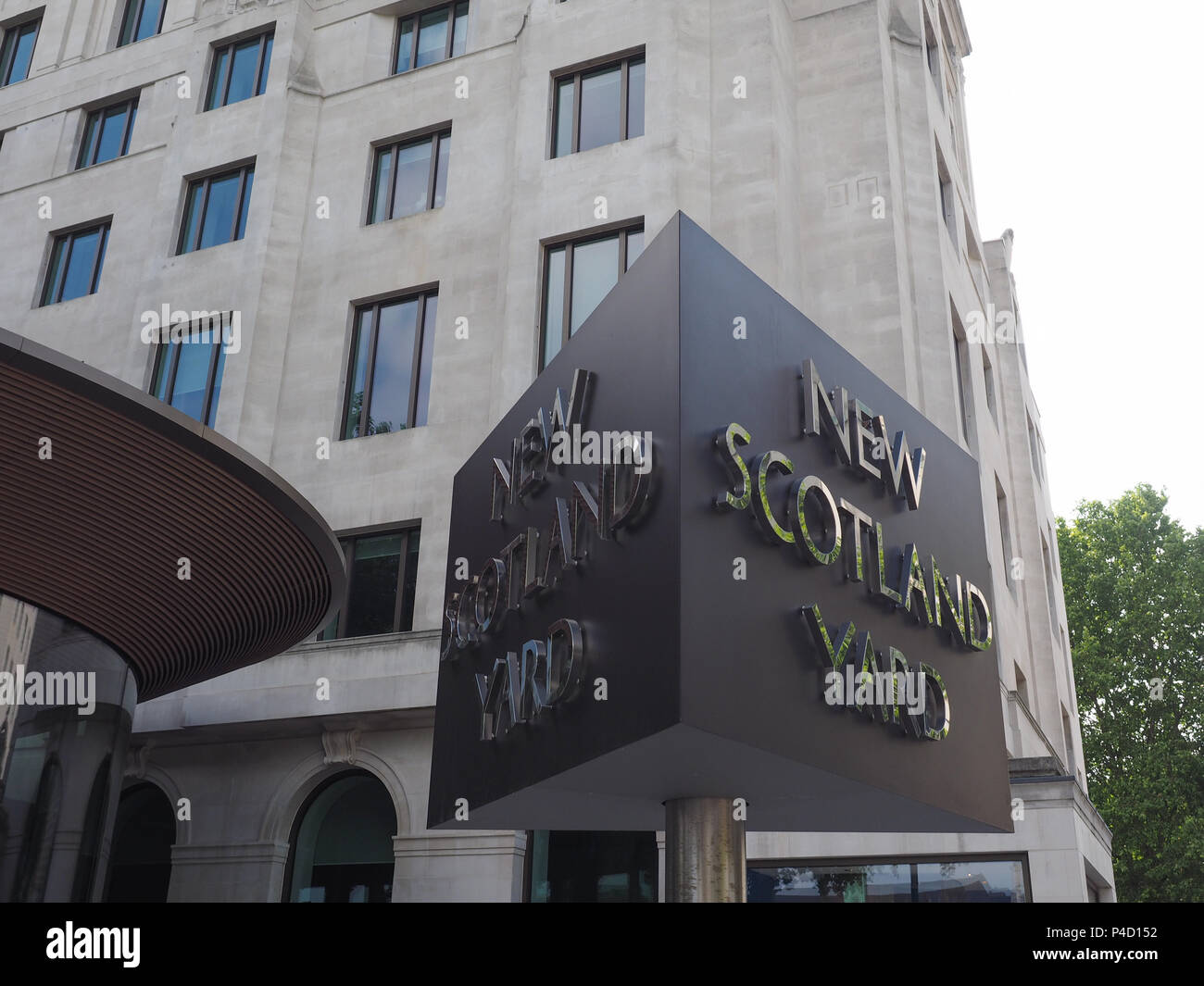 LONDON, UK - CIRCA JUNE 2018: New Scotland Yard metropolitan police ...
