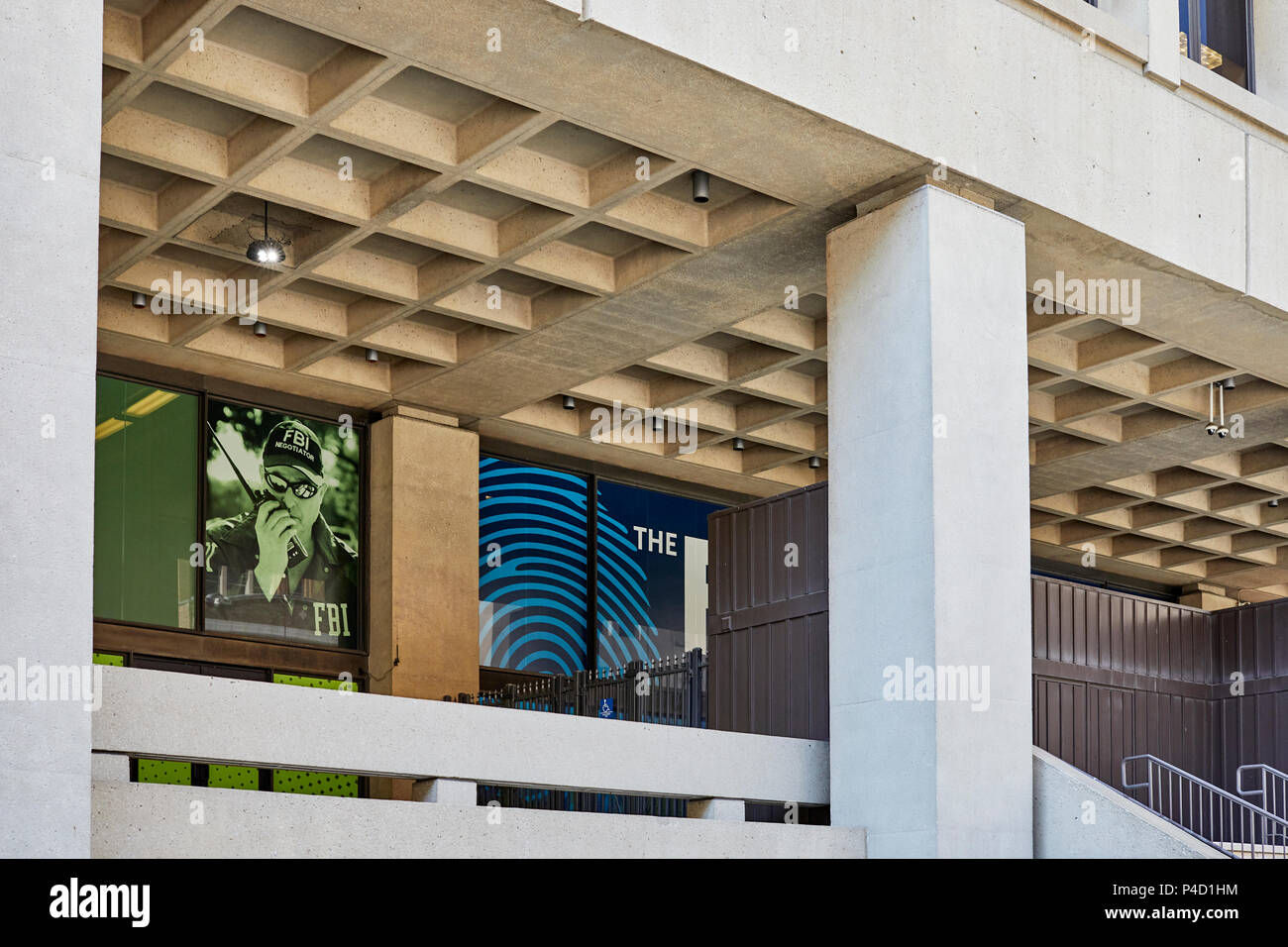 Fbi headquarters entrance hi-res stock photography and images - Alamy