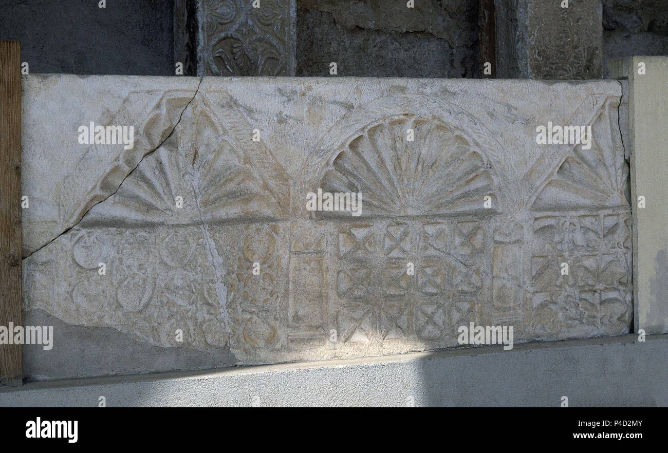 CANCEL HISPANO - VISIGODO - SIGLO VI. Location: MUSEO NACIONAL DE ARTE ...