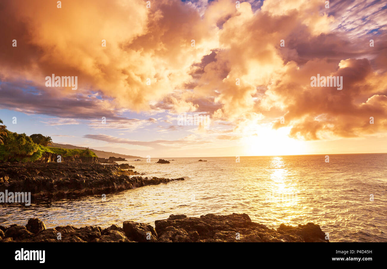 Beautiful tropical landscapes on Maui island, Hawaii Stock Photo - Alamy