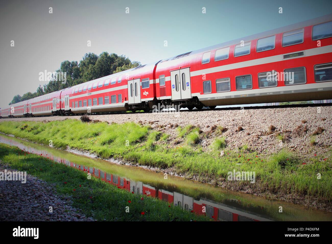 Train traveling through nature hi-res stock photography and images - Alamy
