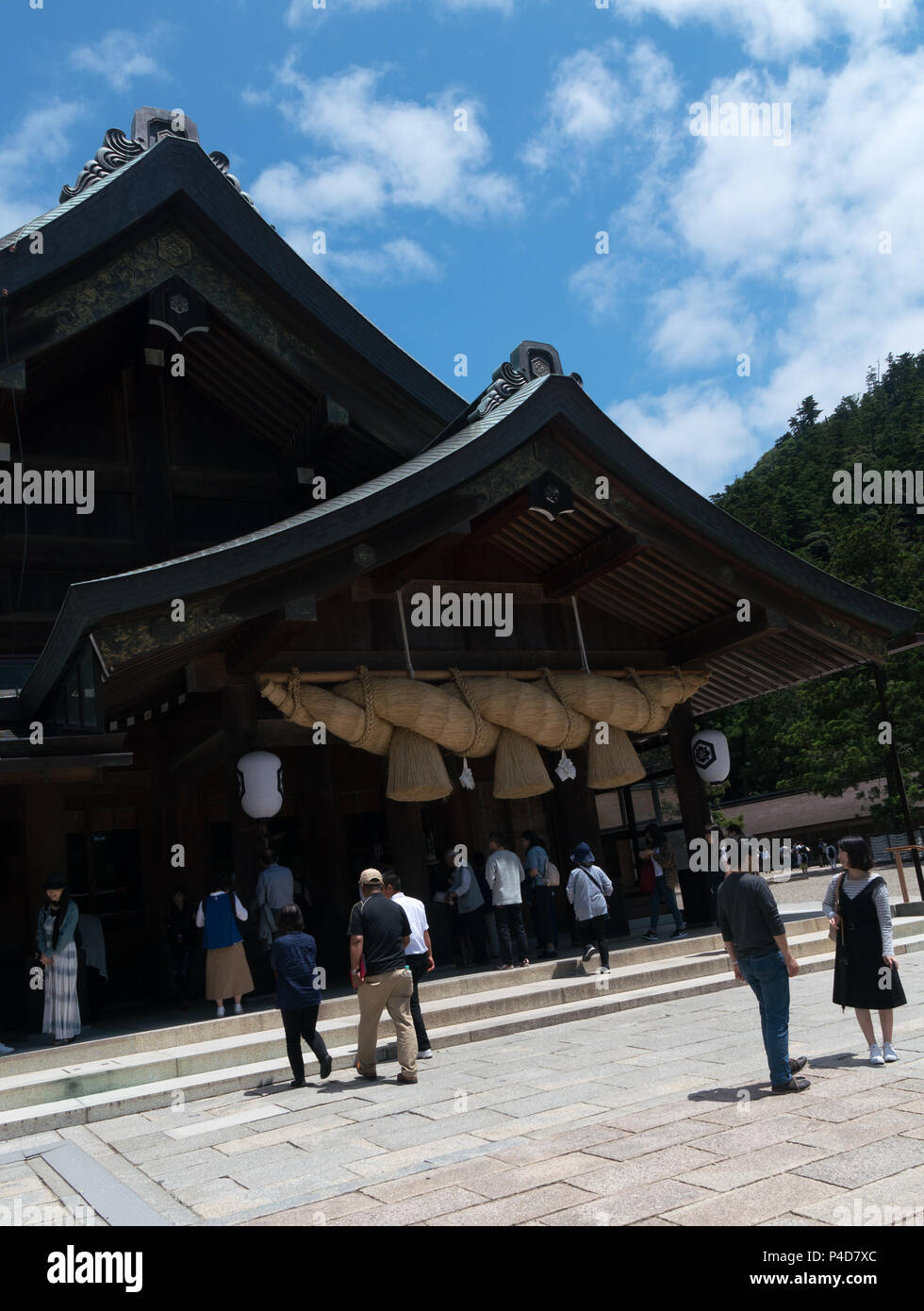 Izumo taisha hi-res stock photography and images - Alamy