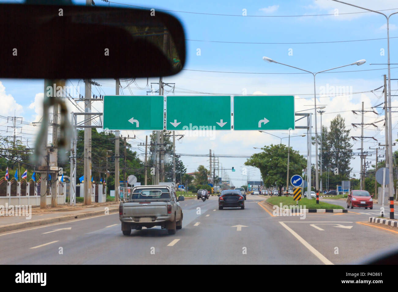 Highway billboard driving warning hi-res stock photography and images ...
