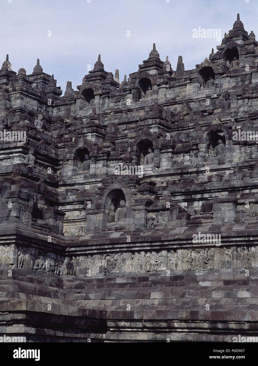 Diferentes relieves hi-res stock photography and images - Alamy