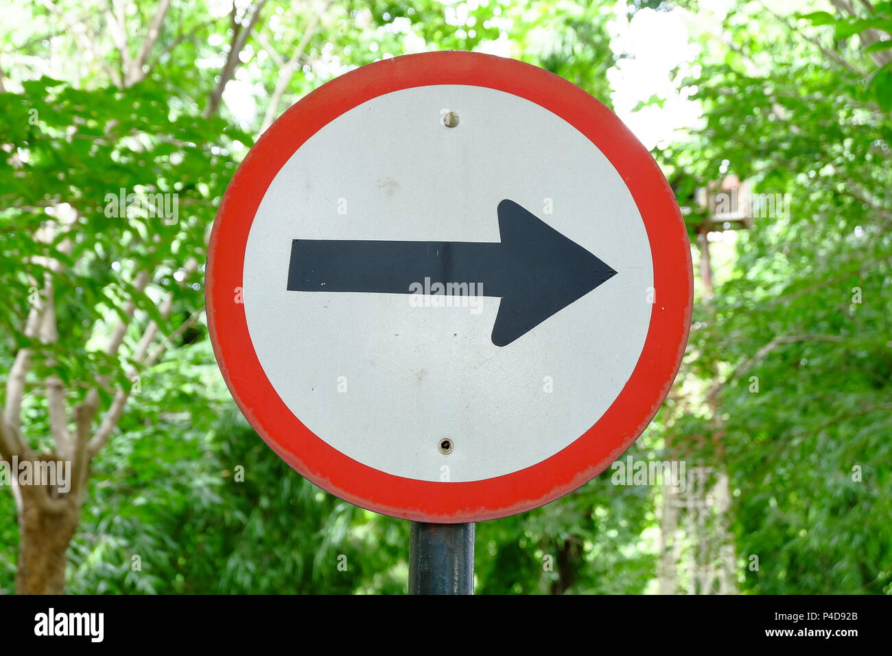 Arrow sign icon next button hi-res stock photography and images - Alamy
