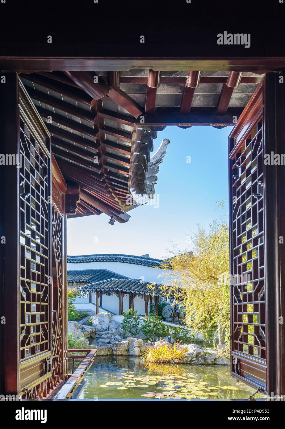 Ancient chinese architecture interior window hi-res stock photography ...