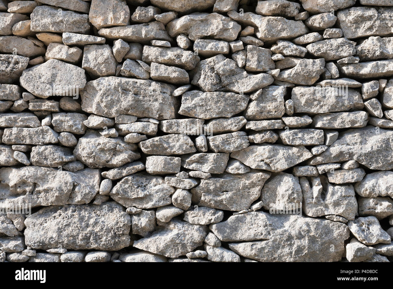 Stone wall built without cement hi-res stock photography and images - Alamy