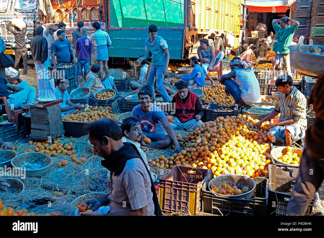 India, Kolkata, local market Stock Photo - Alamy