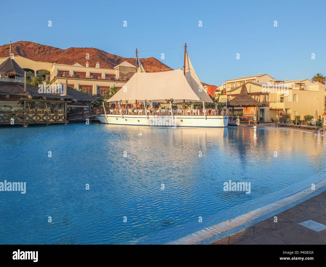 Tower bar at the sunset tower hotel hi-res stock photography and images ...
