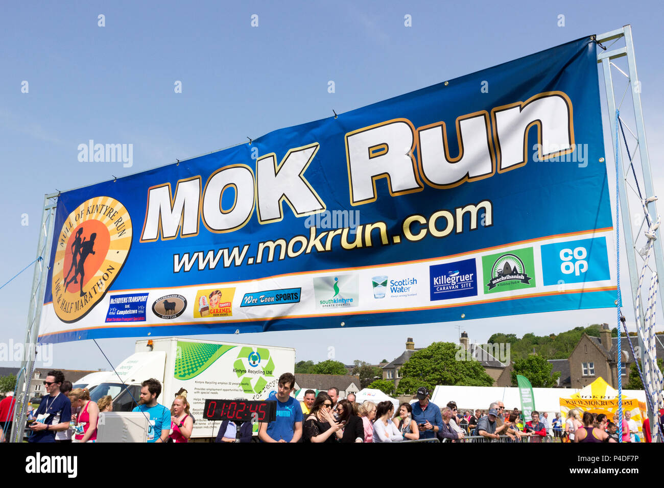 Marathon starting line hi-res stock photography and images - Alamy