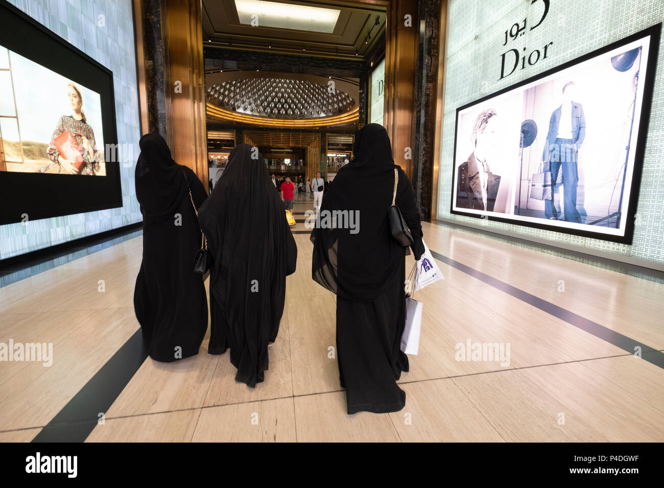 Luxury fashion boutiques in Prestige section of The Avenues shopping ...