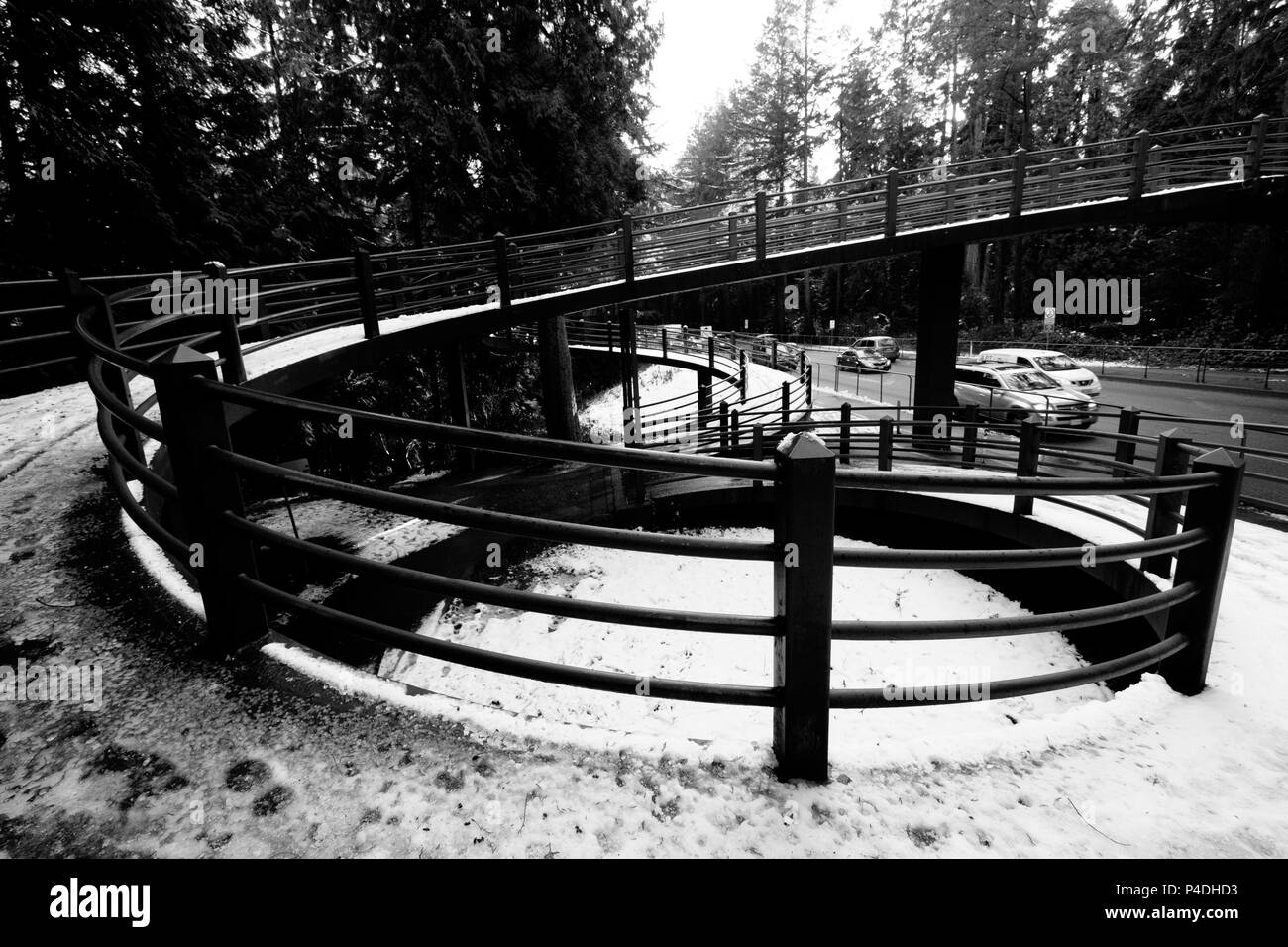 Bridge snow in winter Black and White Stock Photos & Images - Alamy