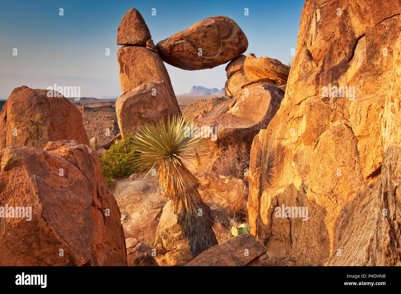 Balanced Rock, also known as The Window, at Grapevine Hills Trail ...