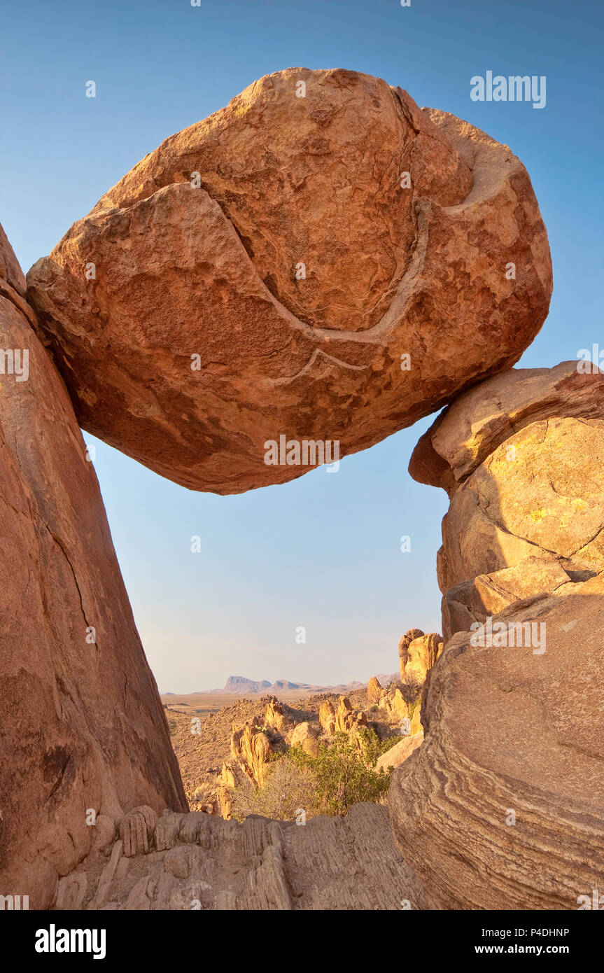 Balanced Rock, also known as The Window, at Grapevine Hills Trail ...