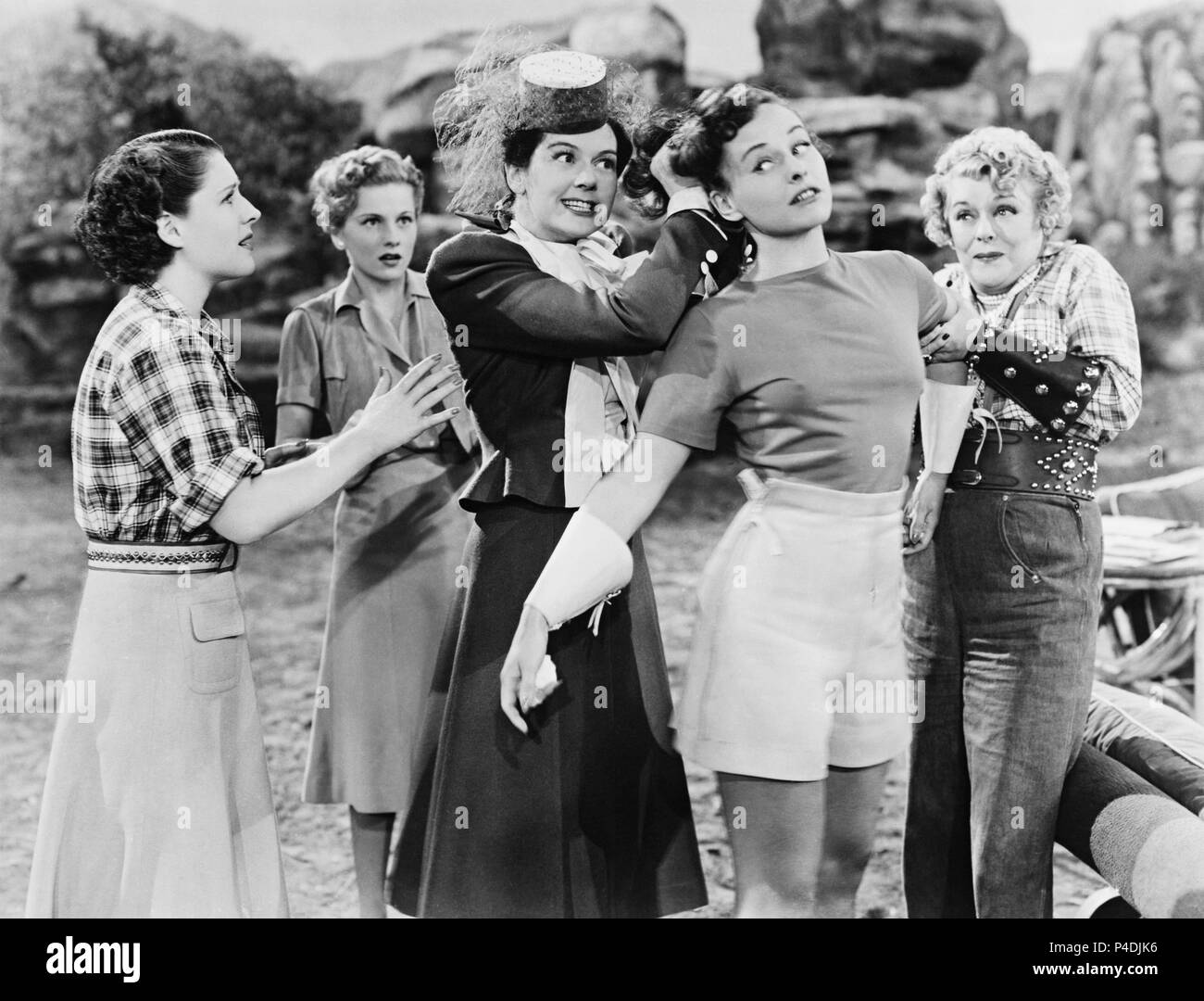 Norma shearer 1939 hi-res stock photography and images - Alamy