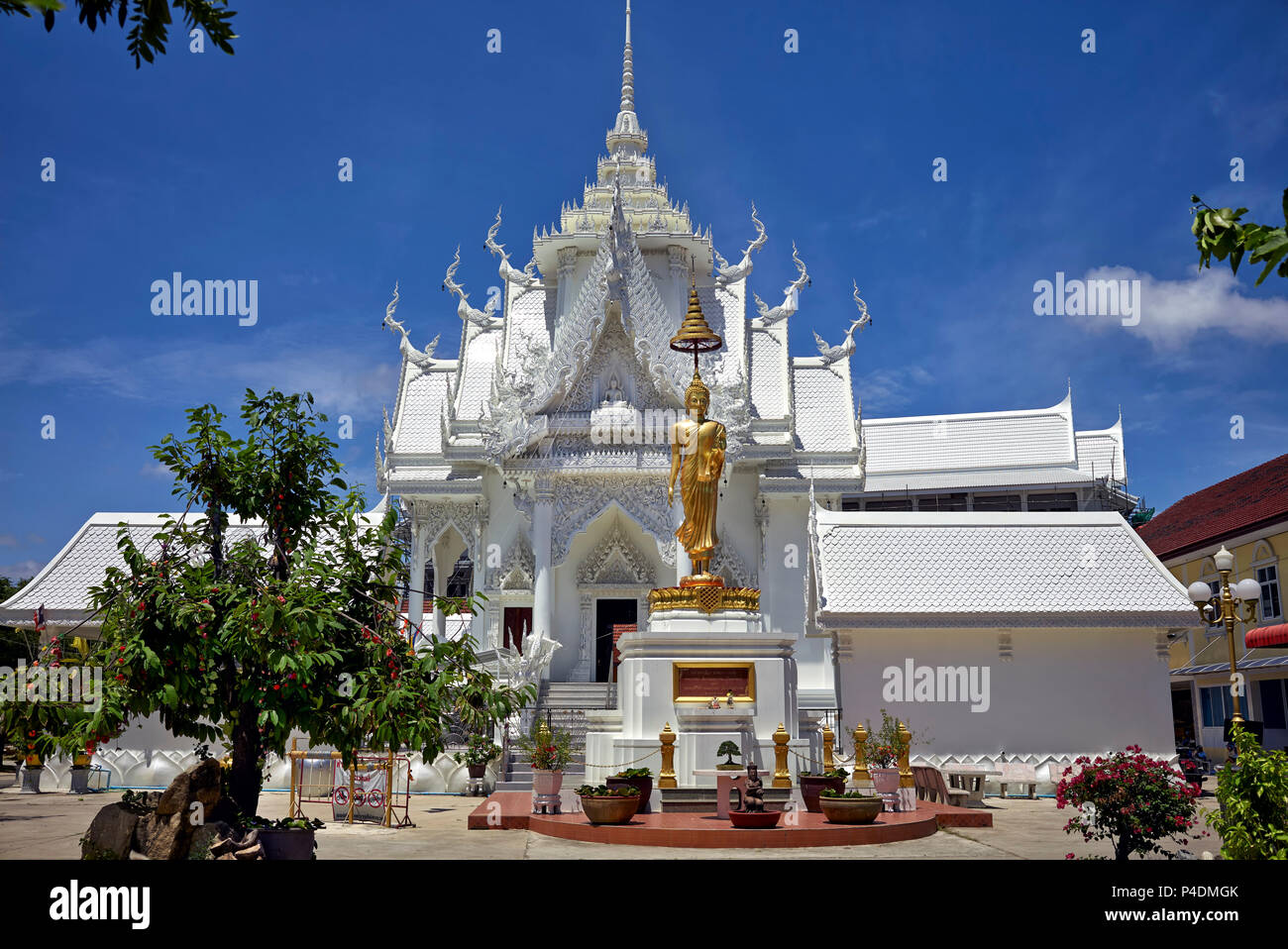 White temple, Thailand. Wat Nong Yai, Pattaya, Thailand, Southeast Asia Stock Photo - Alamy