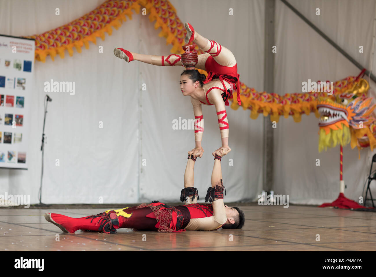 Acrobatic troupe hi-res stock photography and images - Alamy