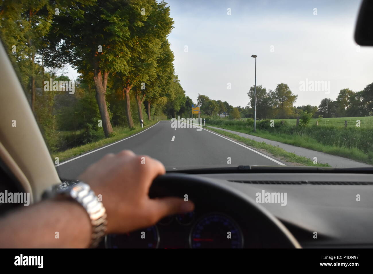Driver perspective traffic hi-res stock photography and images - Alamy