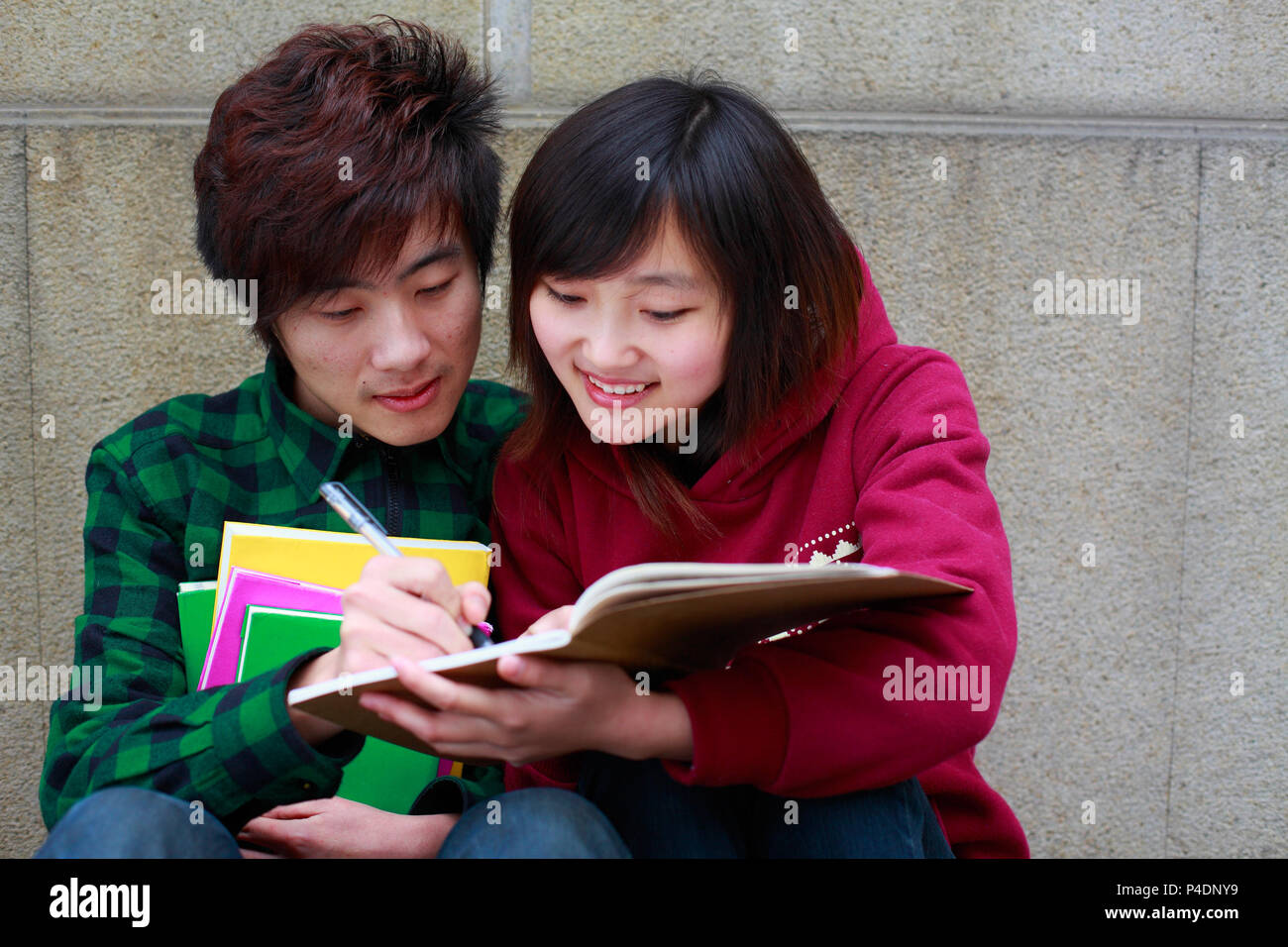 Outdoor education group hi-res stock photography and images - Alamy