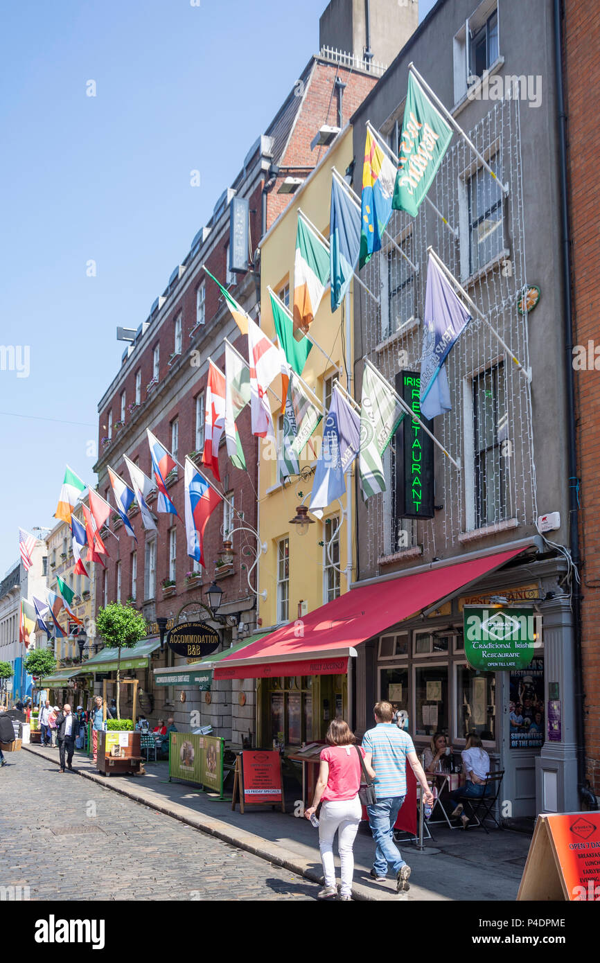 Restaurants and bars anglesea streettemple bar flags dublin lein hi-res ...