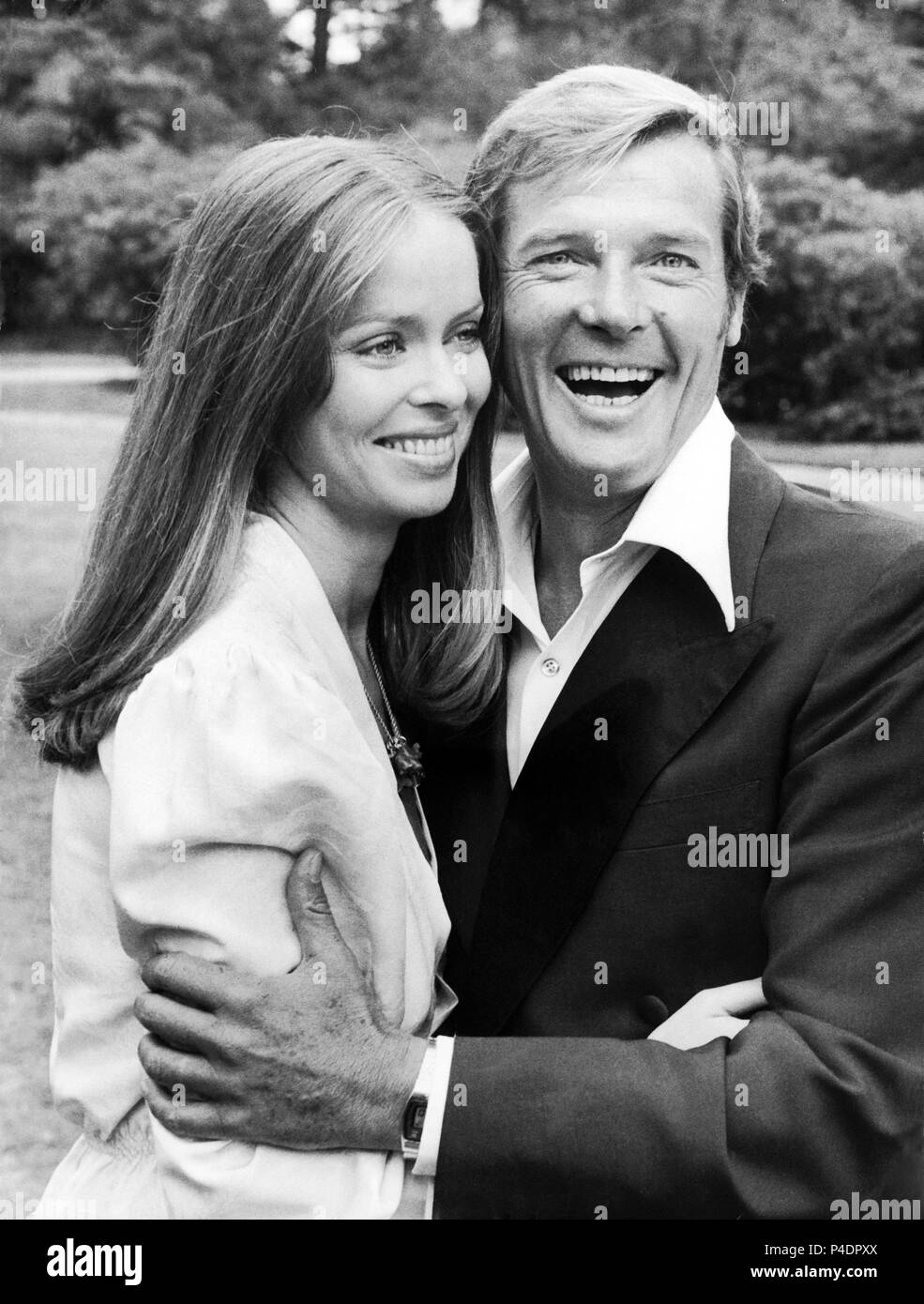 Barbara Bach Bond Stock Photos & Barbara Bach Bond Stock Images - Alamy