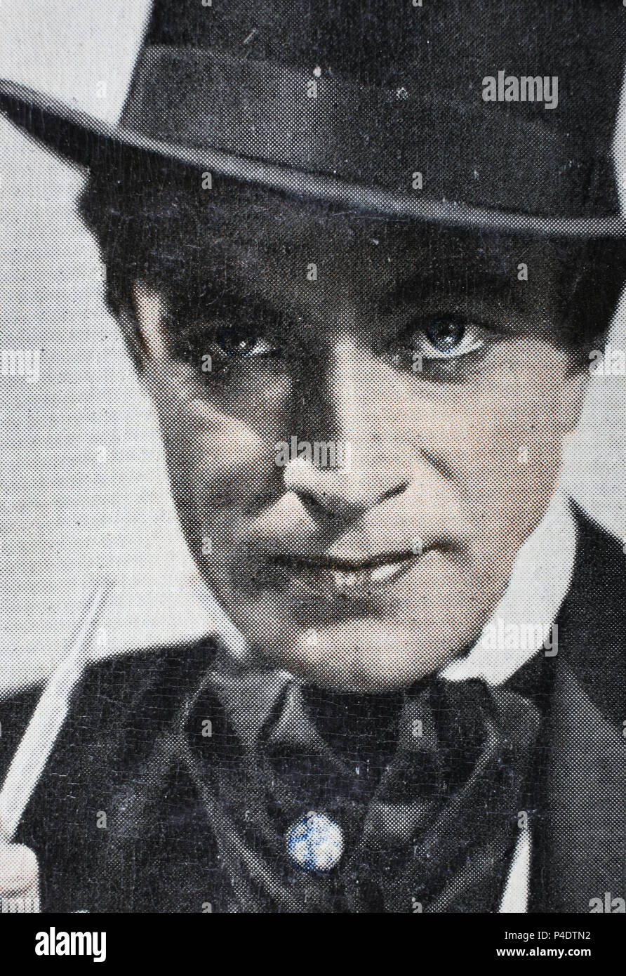 Hans Walter Conrad Veidt (22 January 1893- 3 April 1943) was a German ...