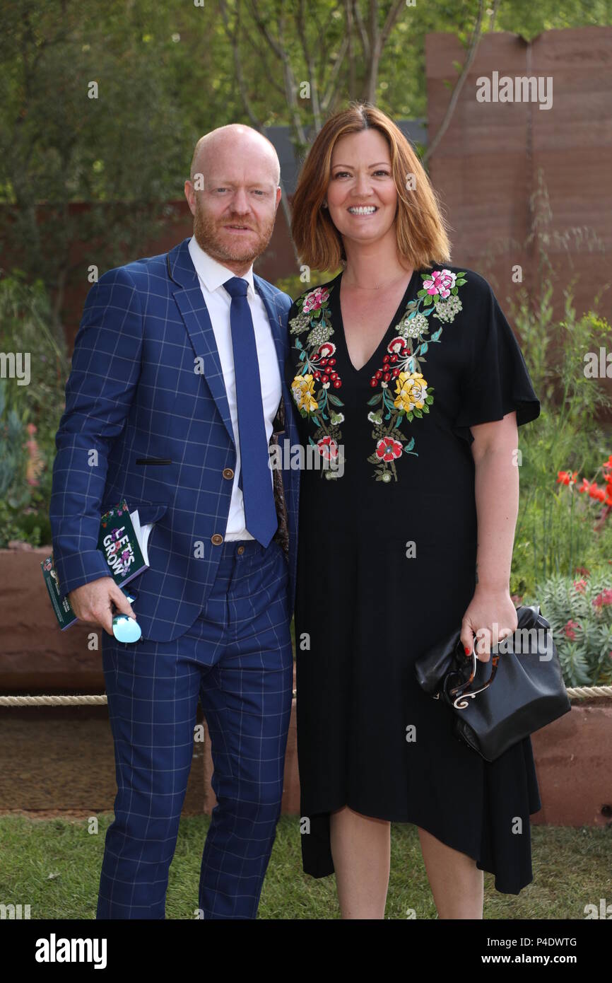 Jake wood alison hi-res stock photography and images - Alamy
