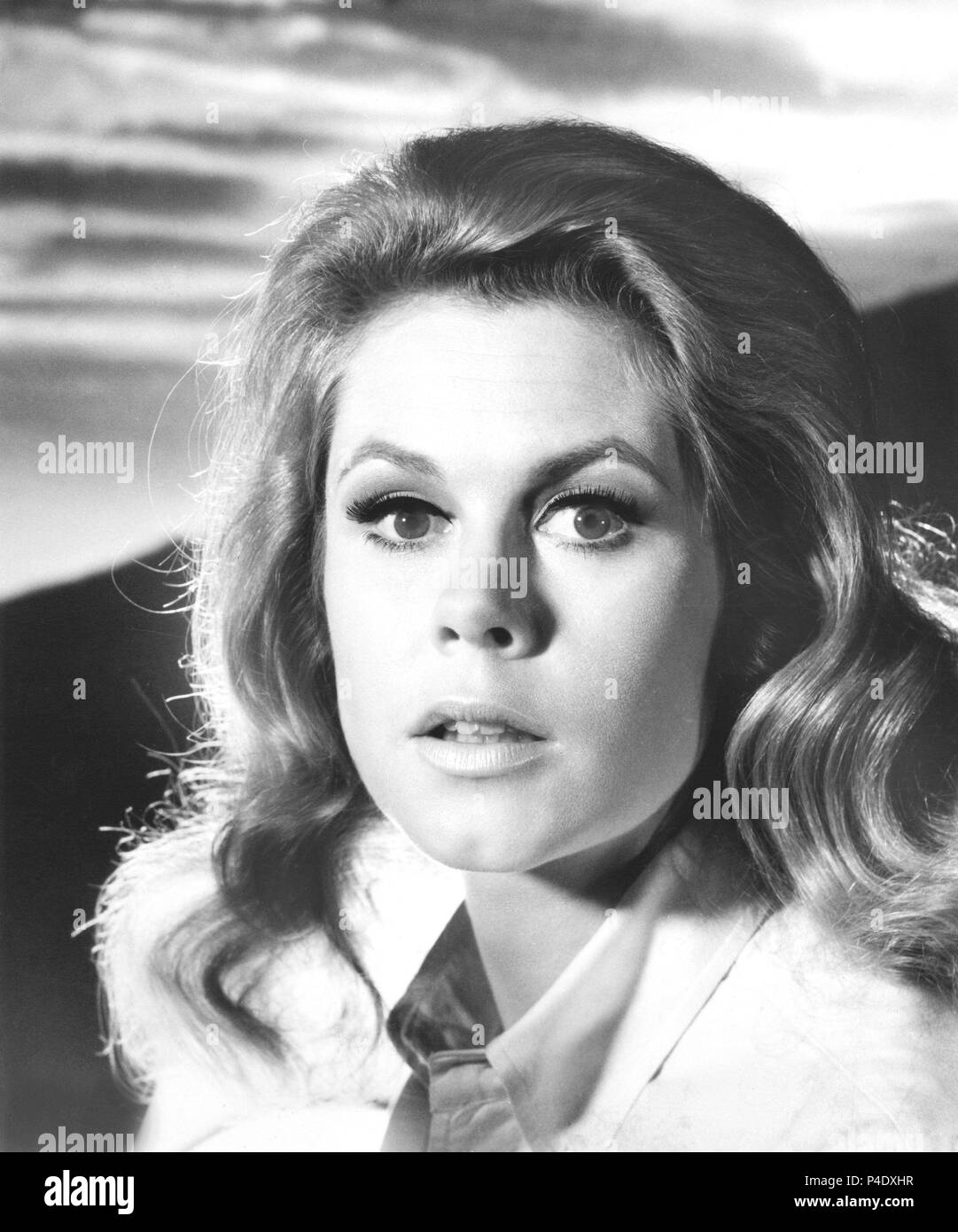 Bewitched television series hi-res stock photography and images - Alamy