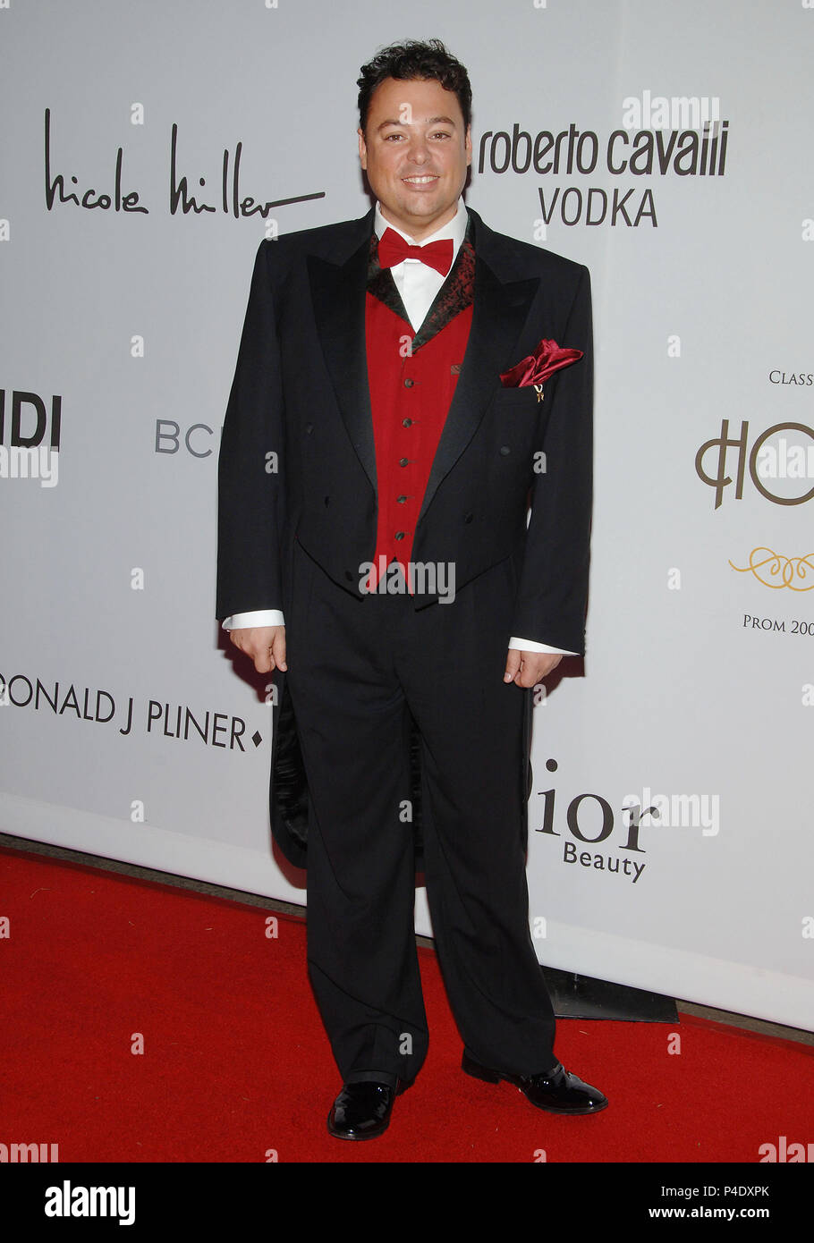 Carlos De Antonis arriving at the First Annual CLASS OF HOPE PROM 2007 ...
