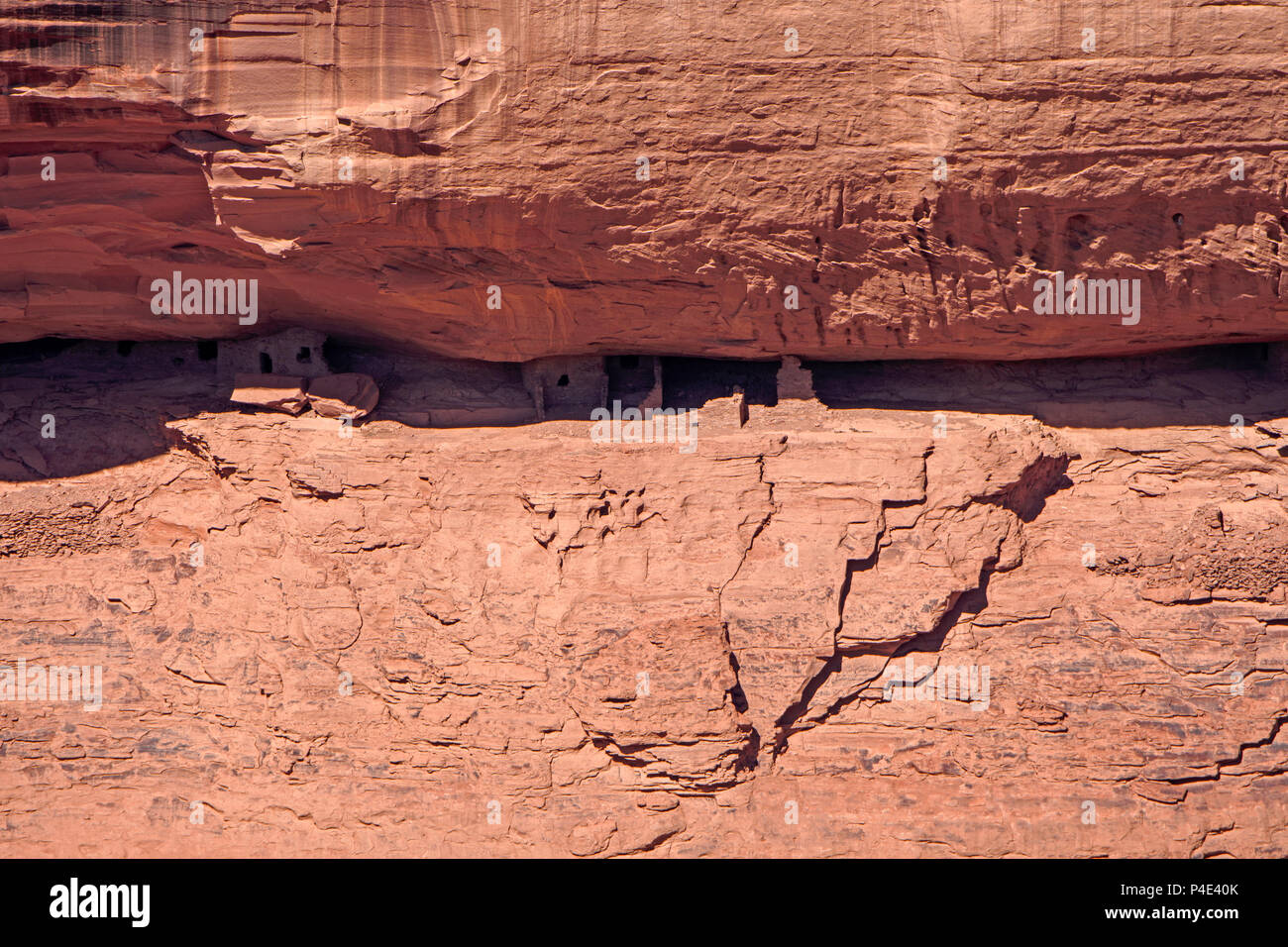 Ancient Houses in a Canyon Wall in Canyon De Chelly National Monument ...