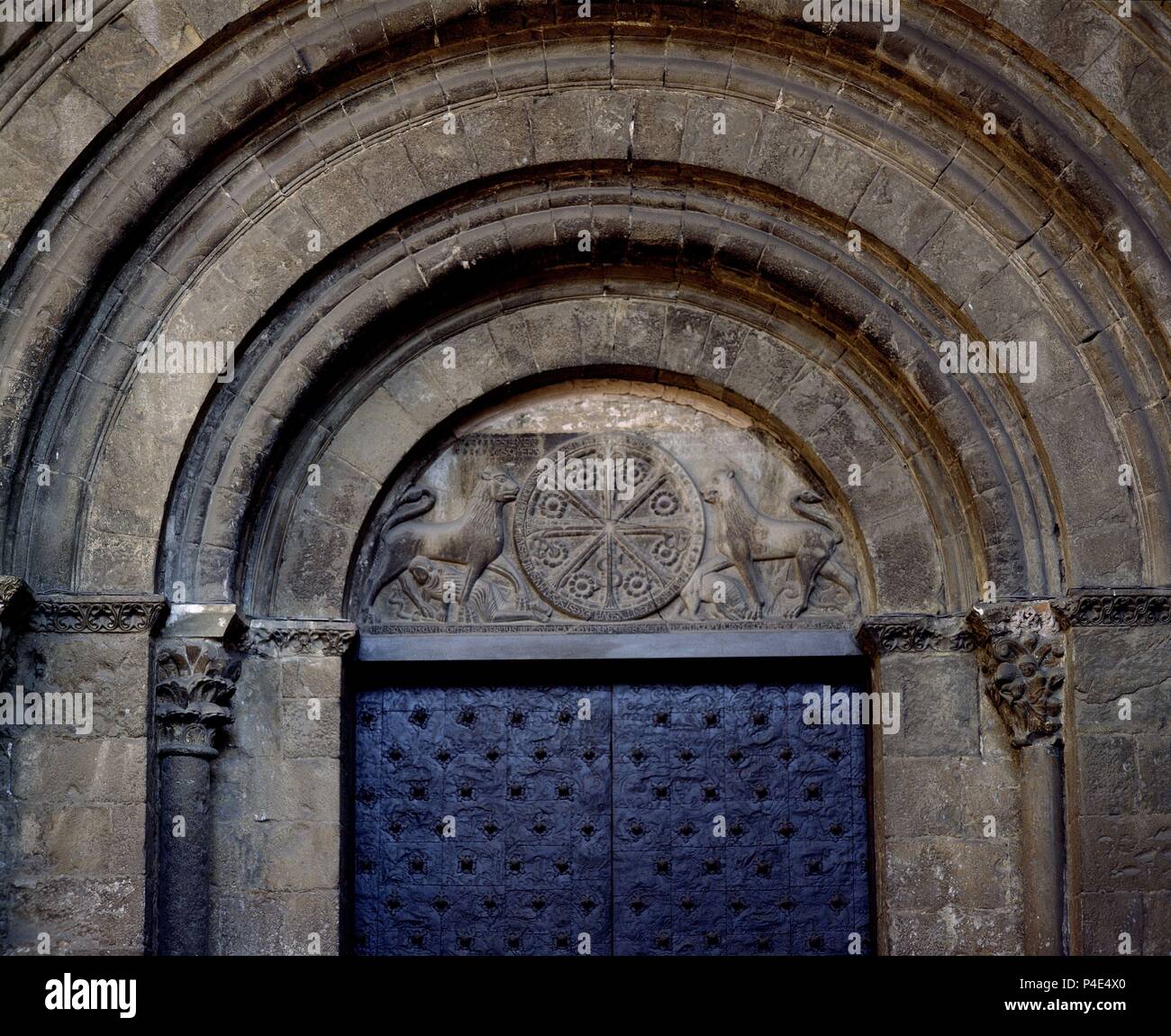 TIMPANO DE LA PORTADA OCCIDENTAL - SIGLO XI - ROMANICO ESPAÑOL ...
