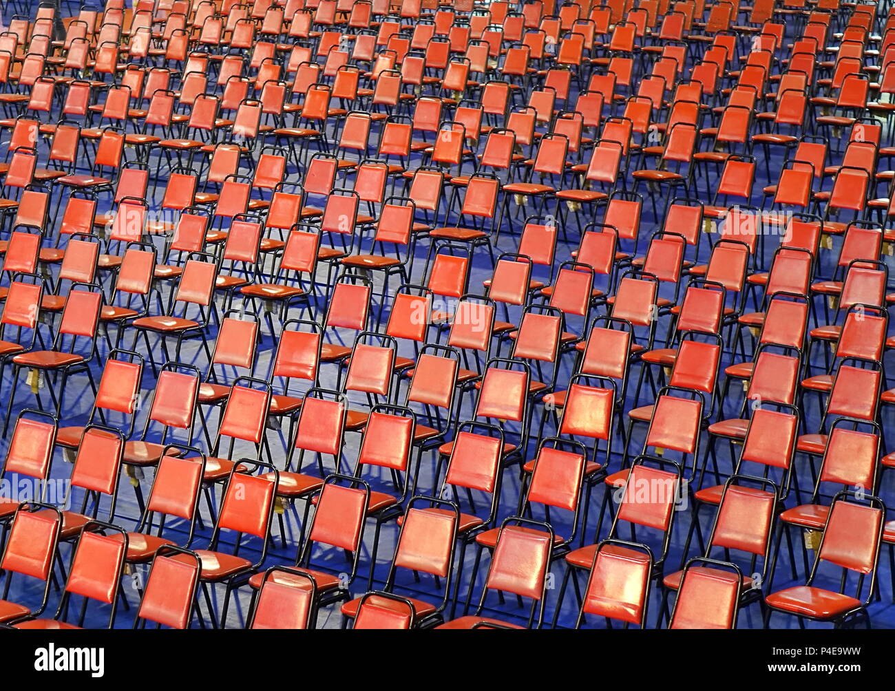 Rows of red chairs hi-res stock photography and images - Alamy