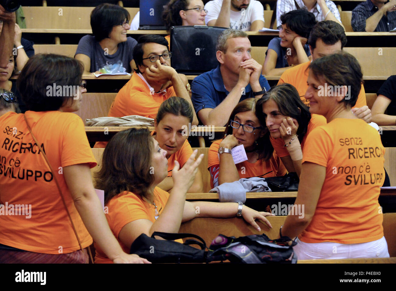 Italian university students hi-res stock photography and images - Alamy