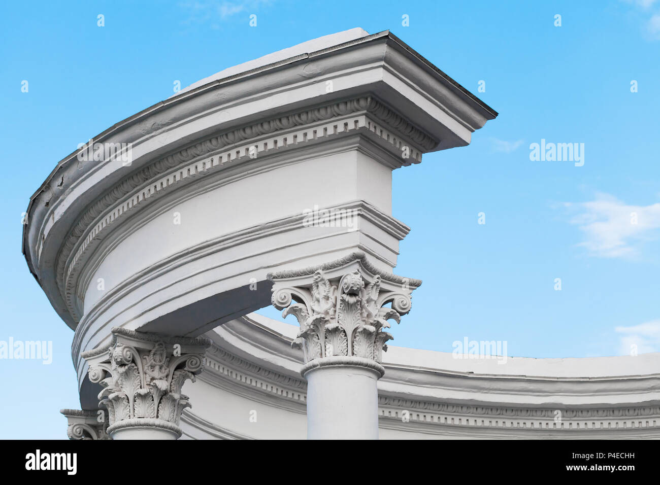 Classical style portico hi-res stock photography and images - Alamy